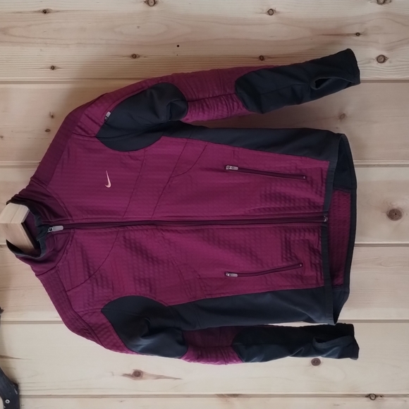 Nike | Jackets & Coats | Nike Sphere Thermal Jacket | Poshmark